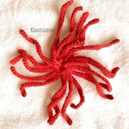 No-Sew Amigurumi Christmas Candle Doll FREE Pattern